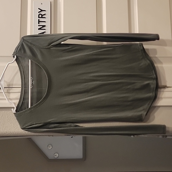 Mudd | Tops | Mudd Small Army Green Top | Poshmark